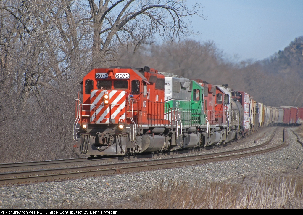 DM&E 6073, CP's River Sub.